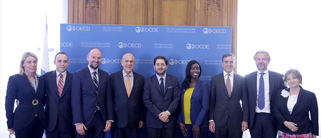 IE School of Global & Public Affairs and OECD sign a partnership