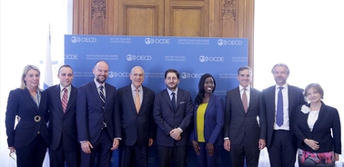 IE School of Global & Public Affairs and OECD sign a partnership