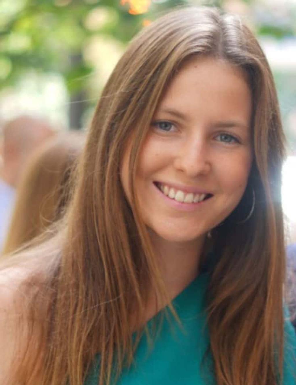 Carla Costa | IE University