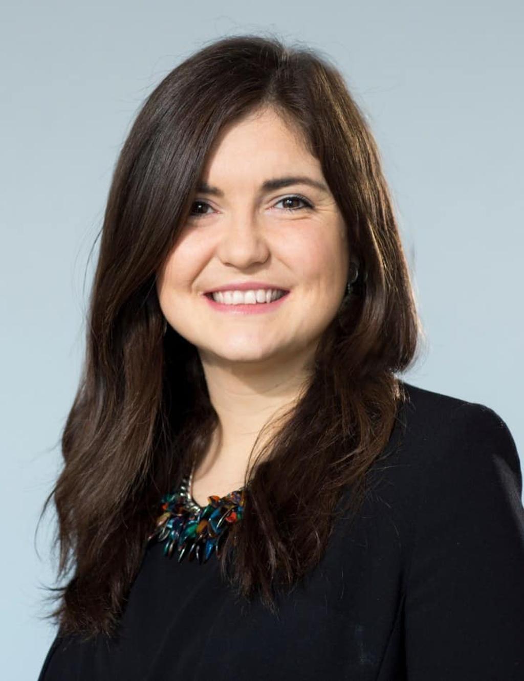 Nieves Bayón Fernández | IE Law School
