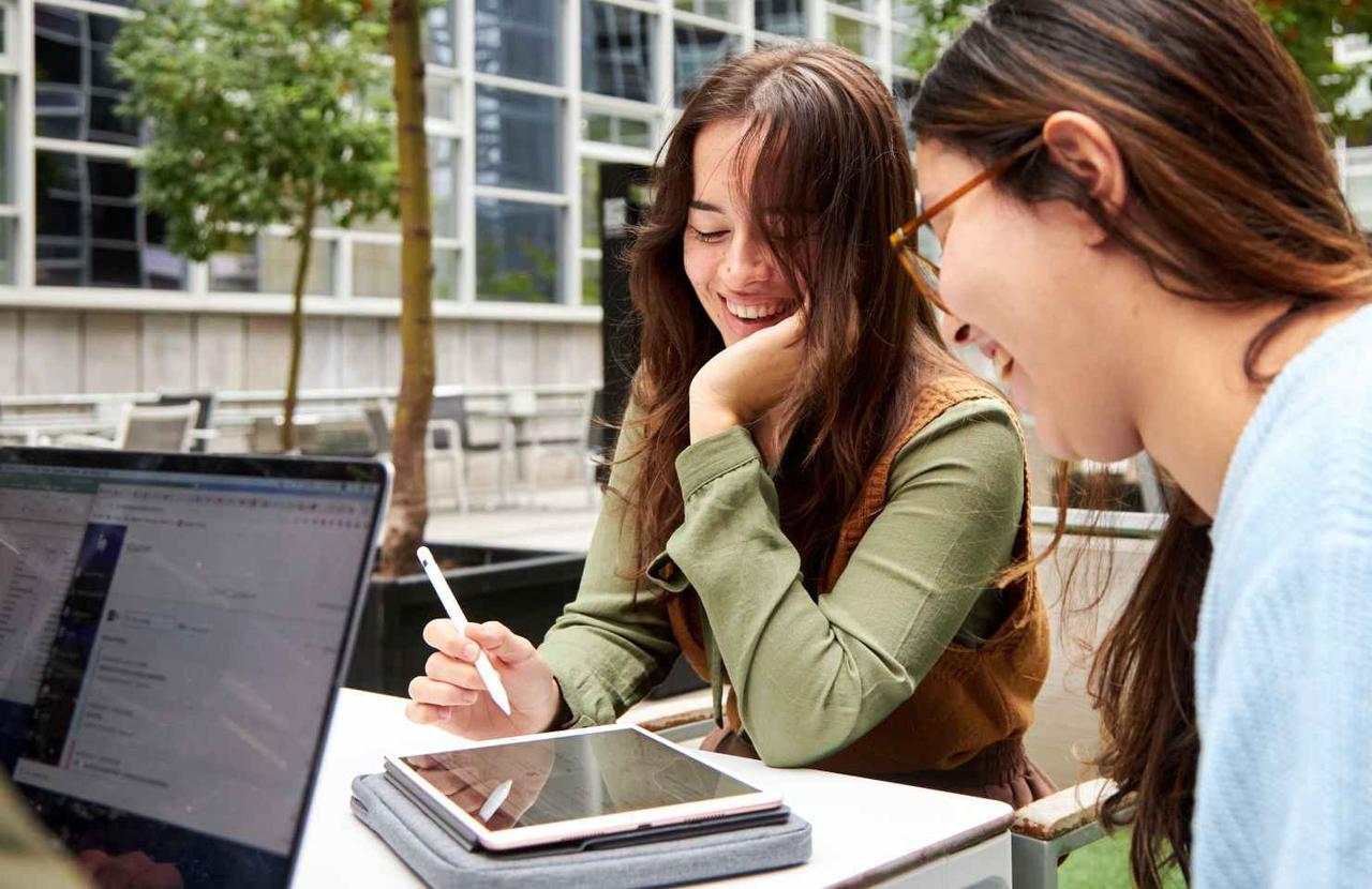 Master in Strategic Marketing and Communication | IE Business School