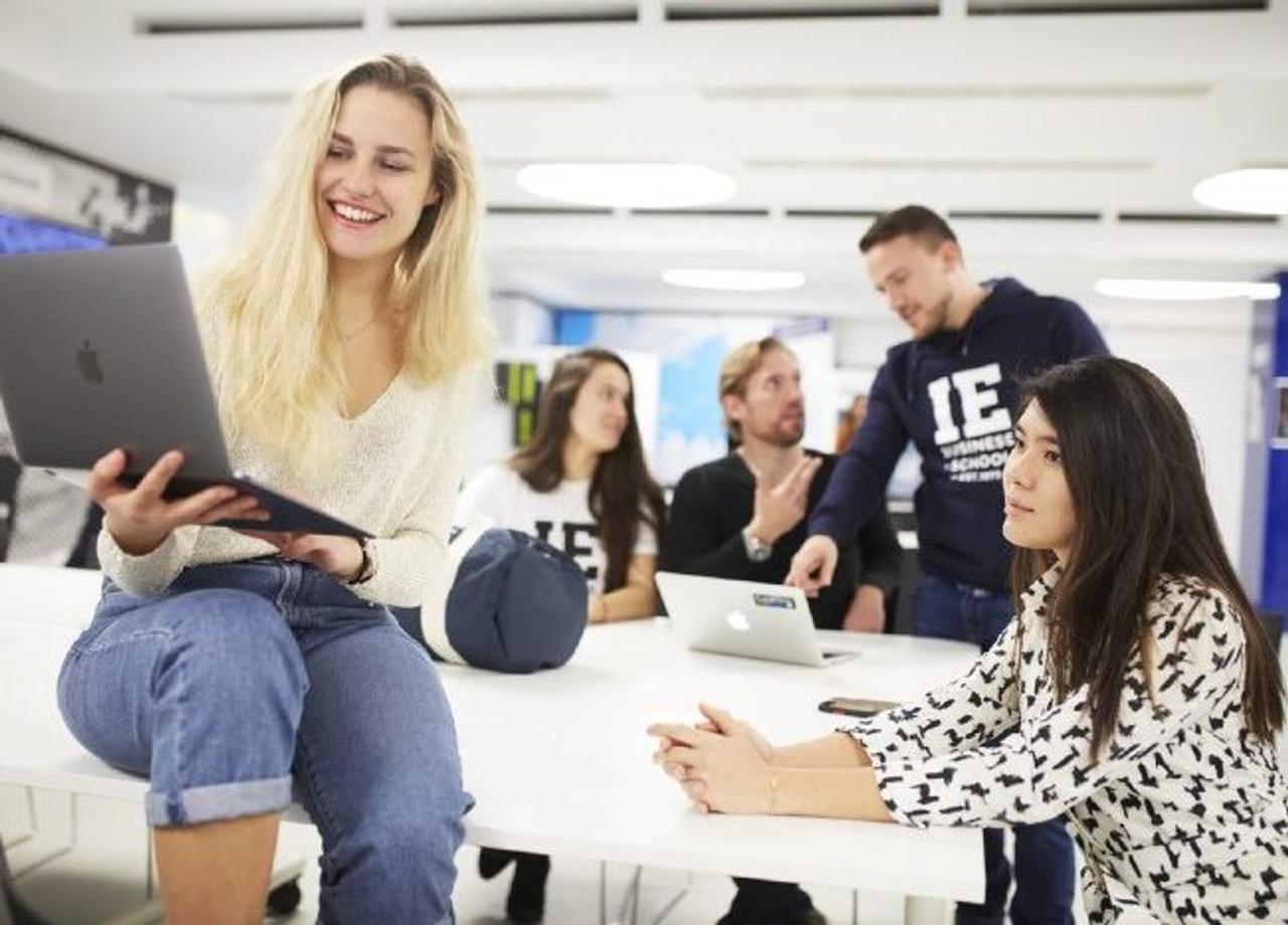 Master in Strategic Marketing and Communication | IE Business School