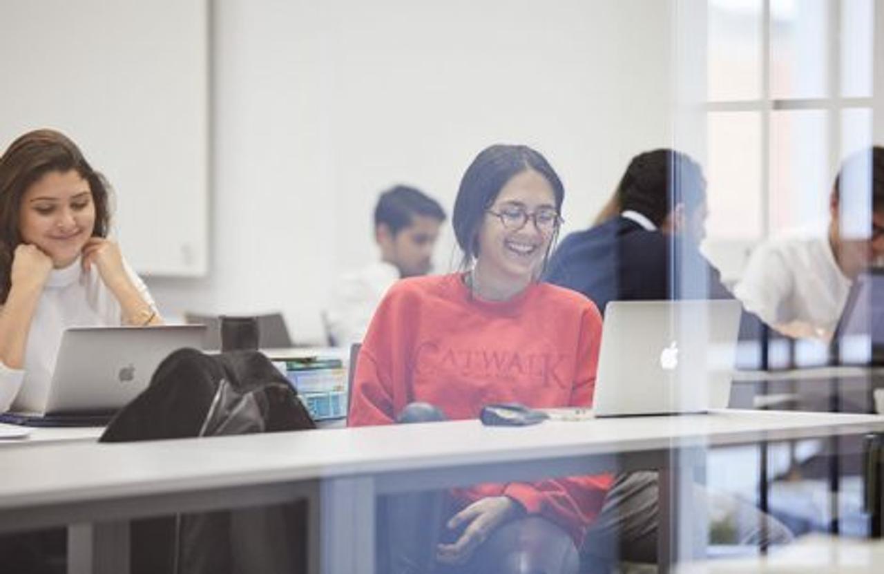 Financial Aid for Undergraduate Students | IE University