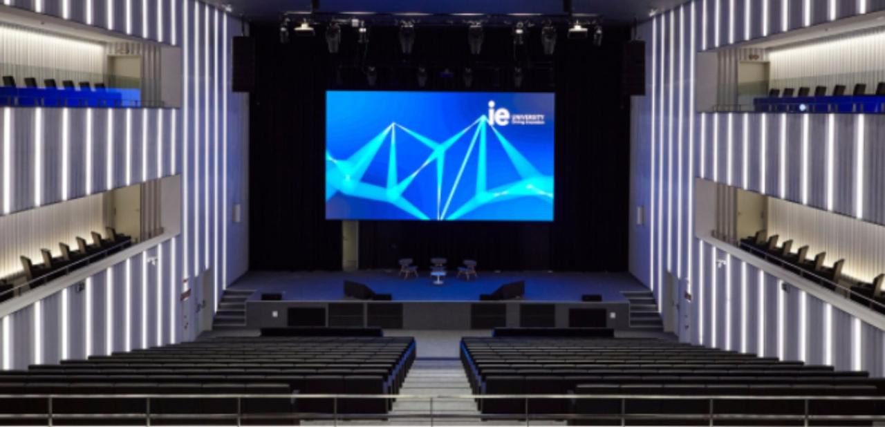 Schedule a visit with your school or group to IE University