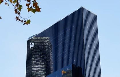 Financial Aid for Undergraduate Students | IE University