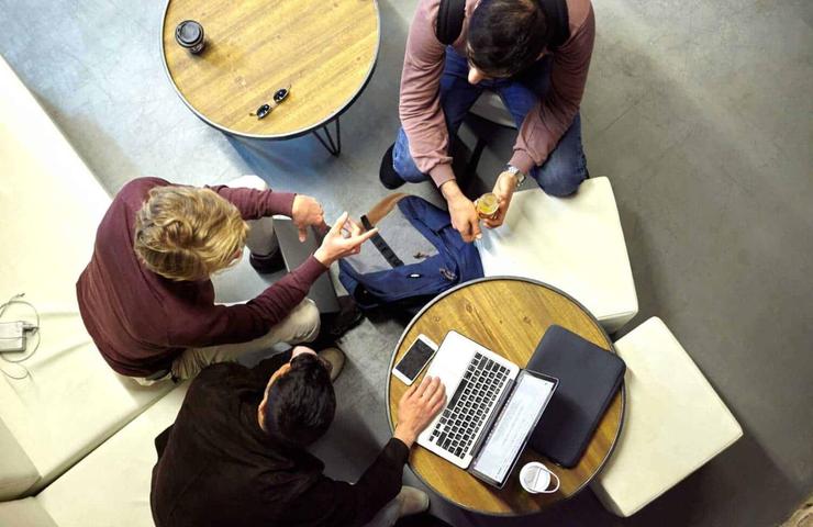 Get to know us | Information for parents - IE University