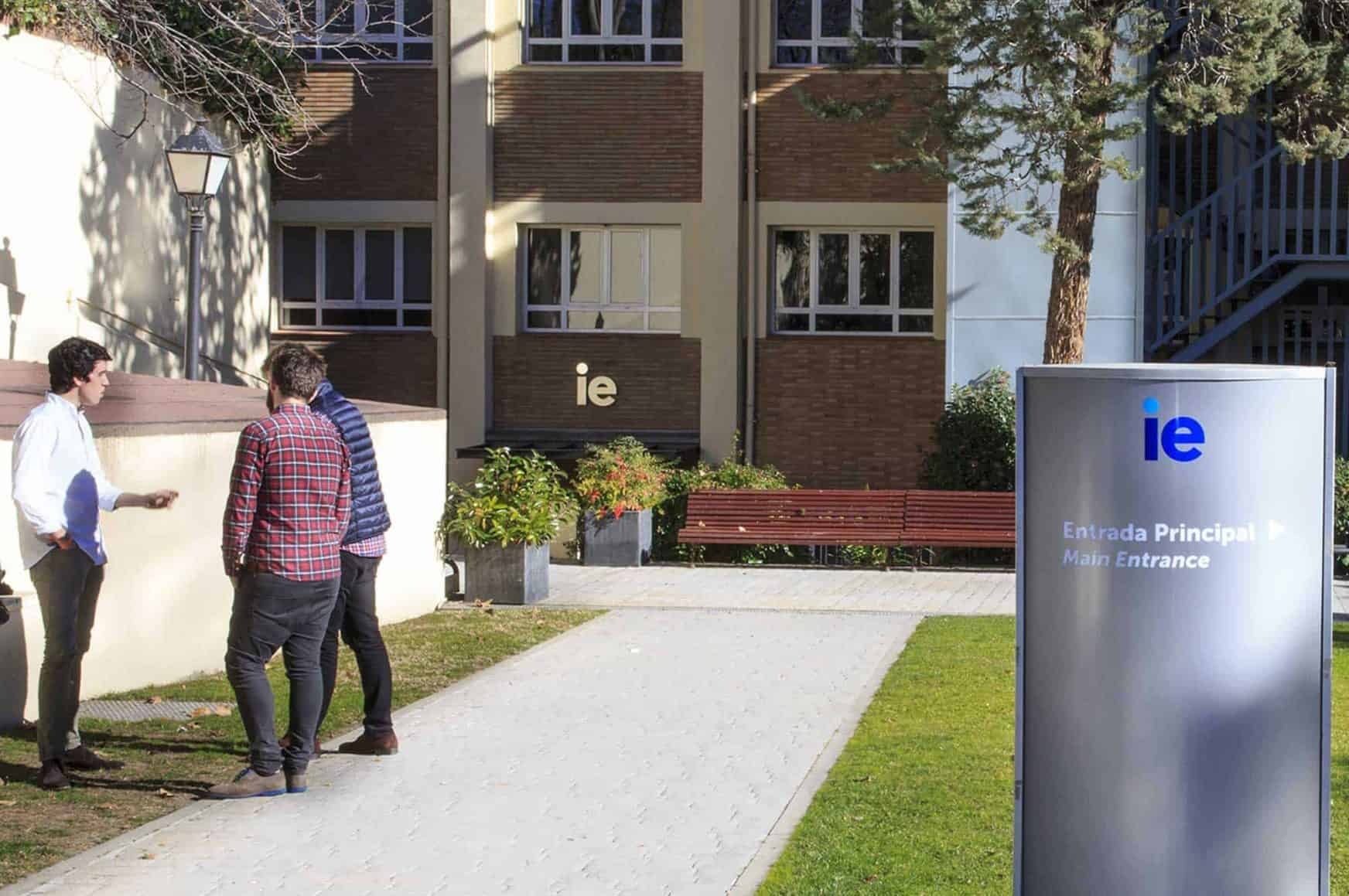 Students | IE University