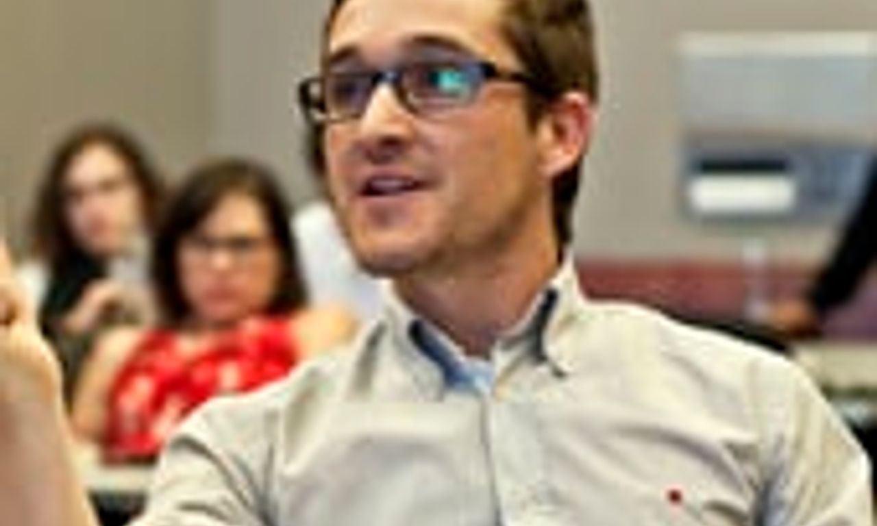 Borja Gómez Martín - Faculty | IE