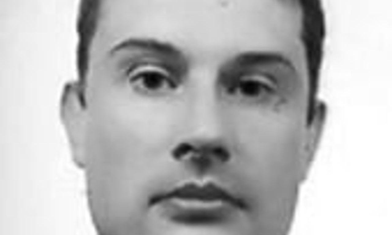 Brendan Anglin - Claustro | IE