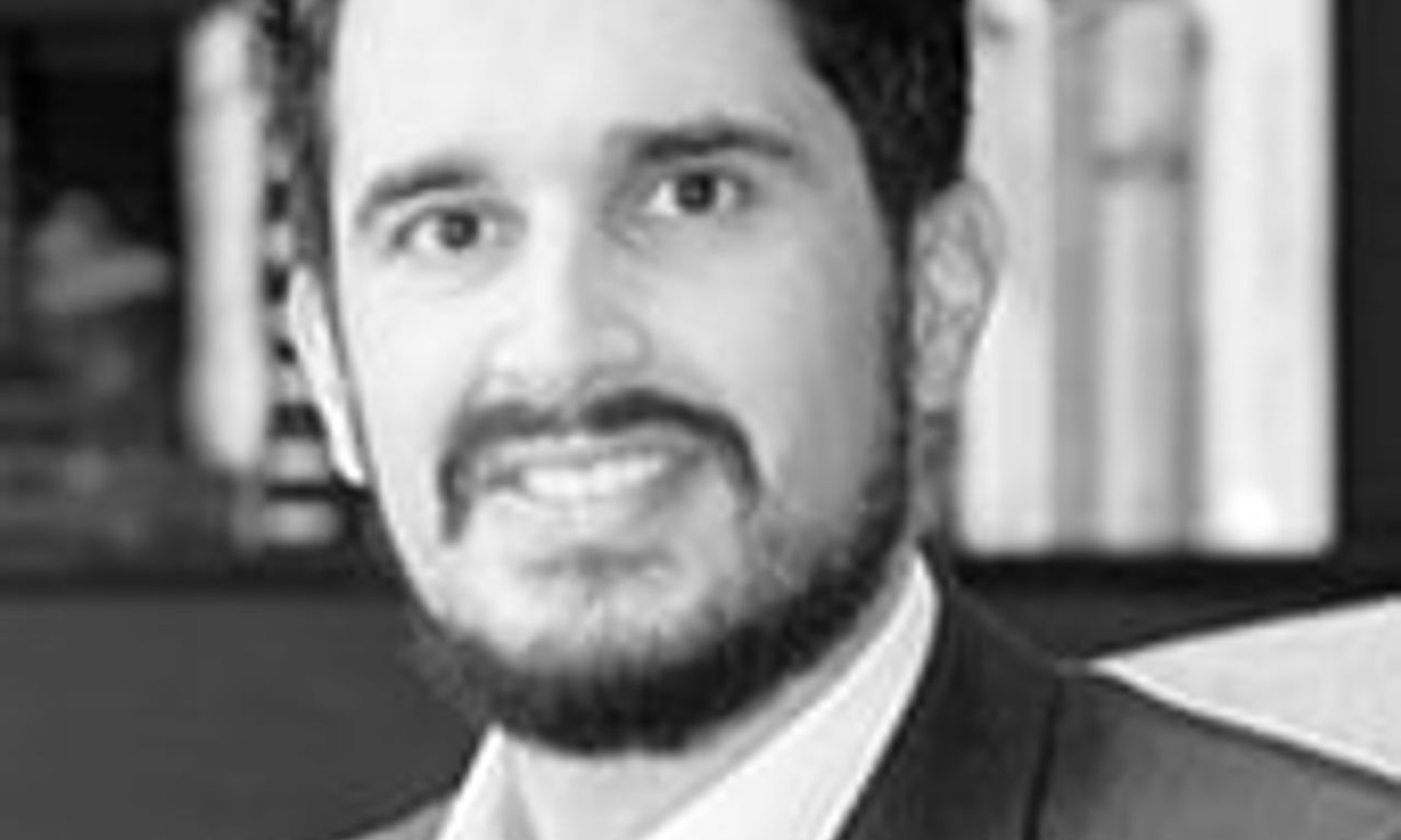 Daniel Laya - Claustro | IE