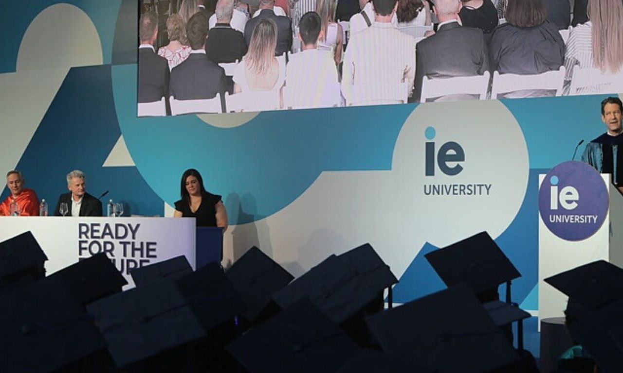 IE University celebrates the graduation of 3,000 students