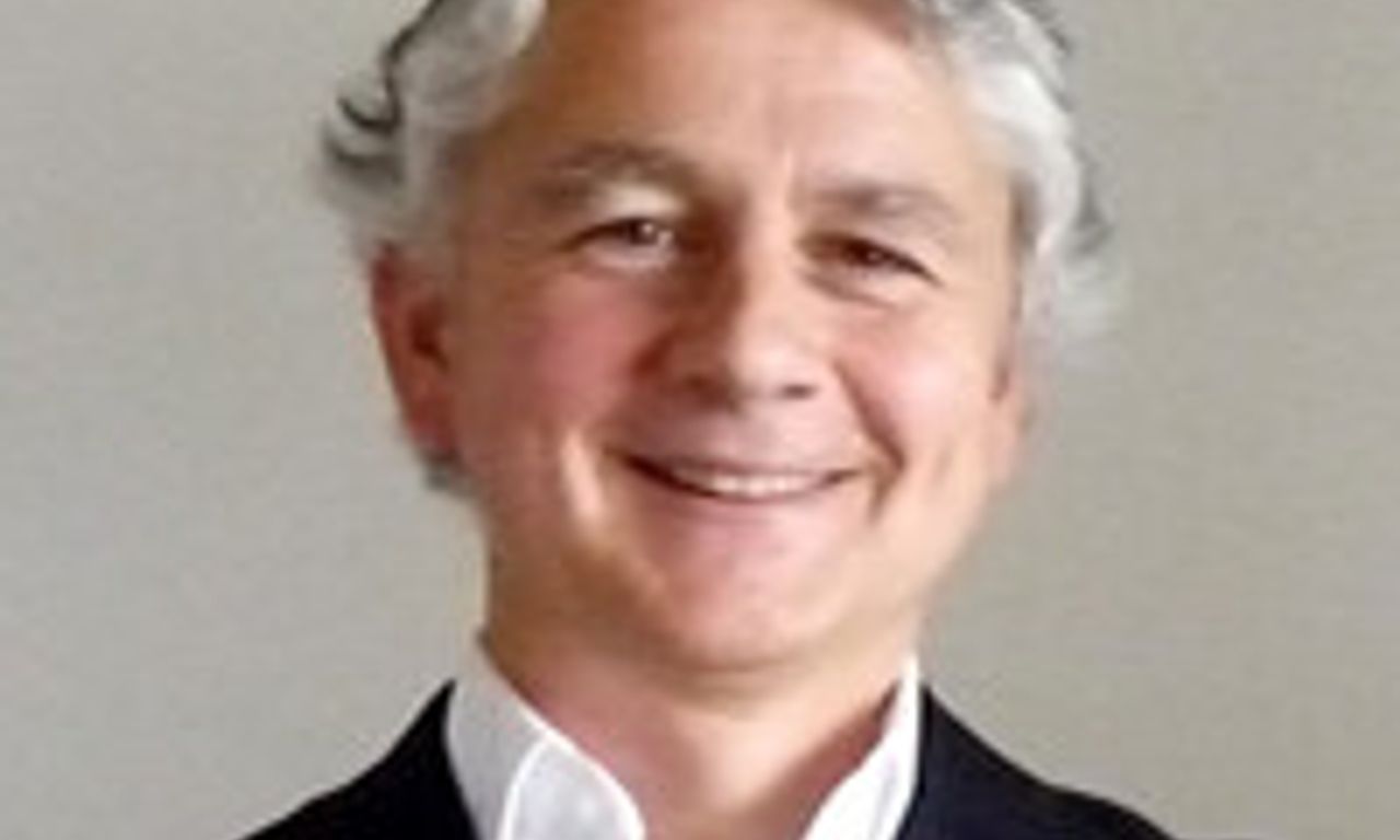 Juan Álvaro Alayo - Faculty | IE