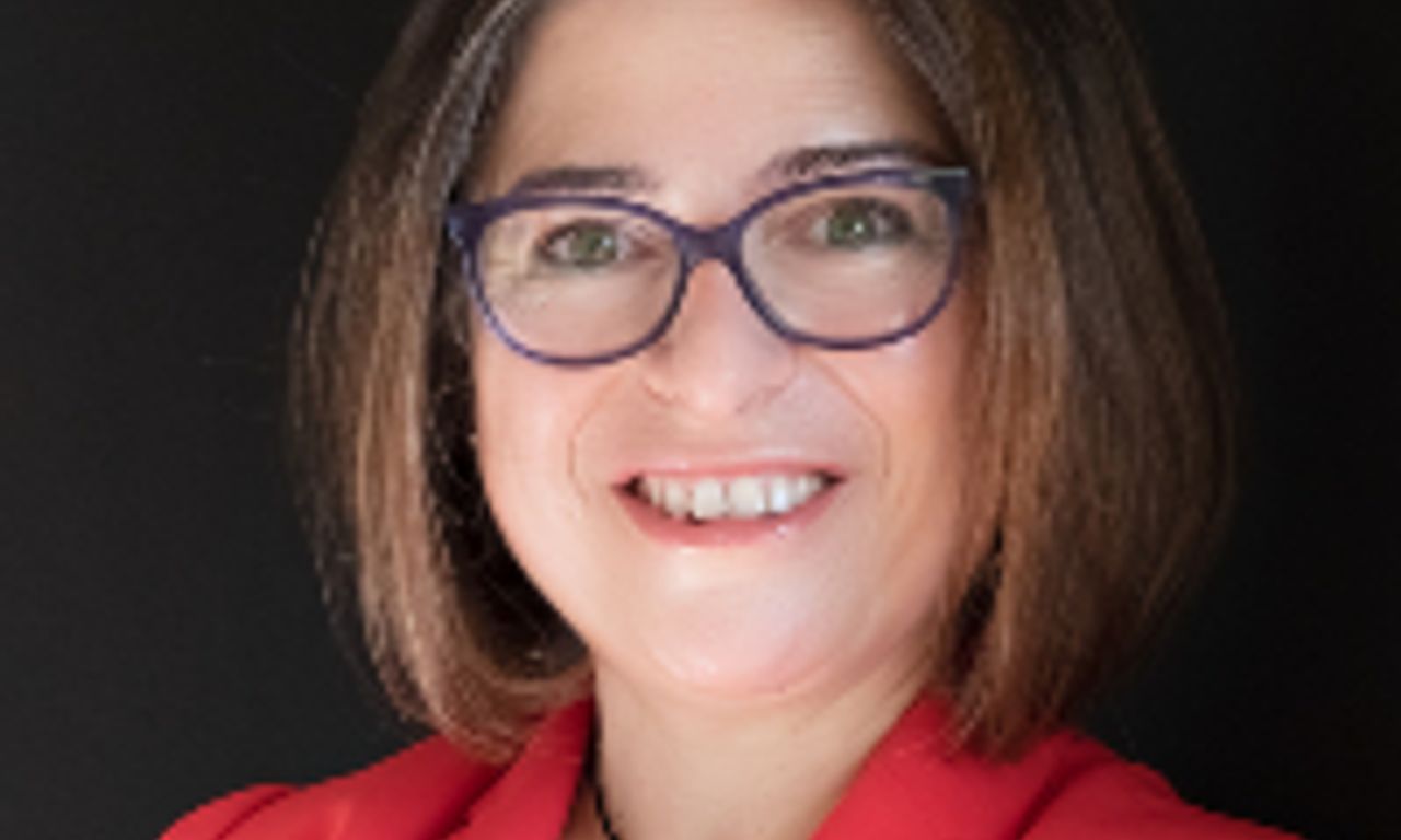 Nieves Carrera - Faculty | IE