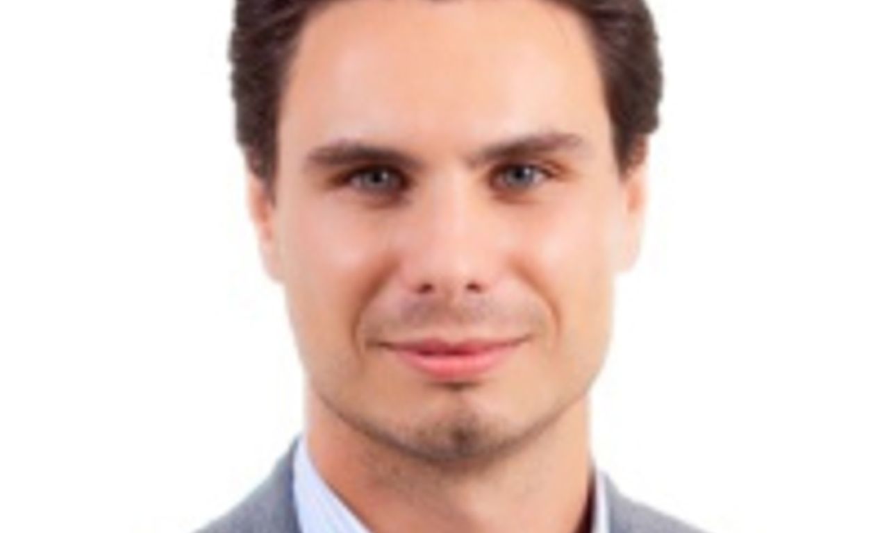 Alejandro Alija Bayón - Faculty | IE