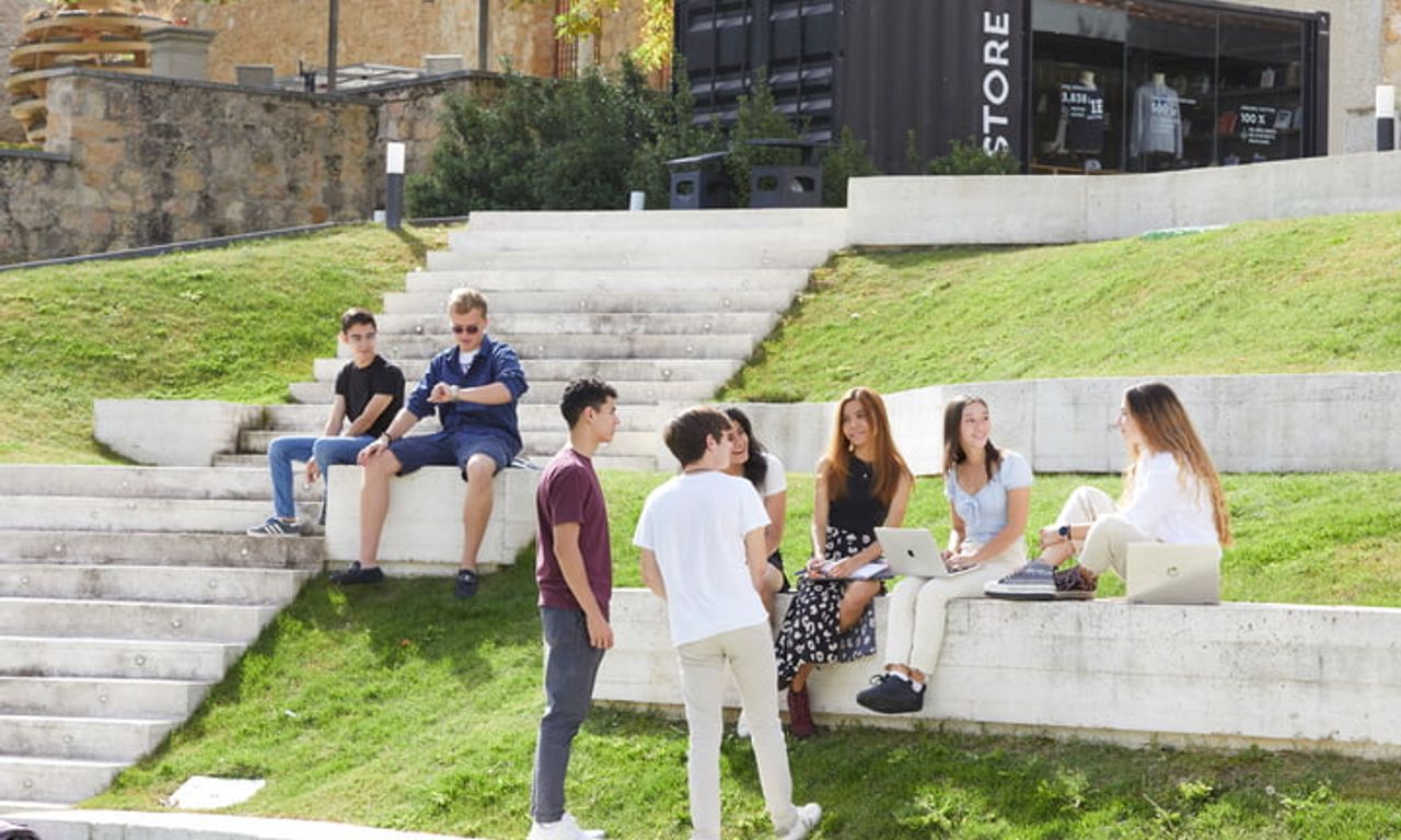 Resources of talent and employment at IE University