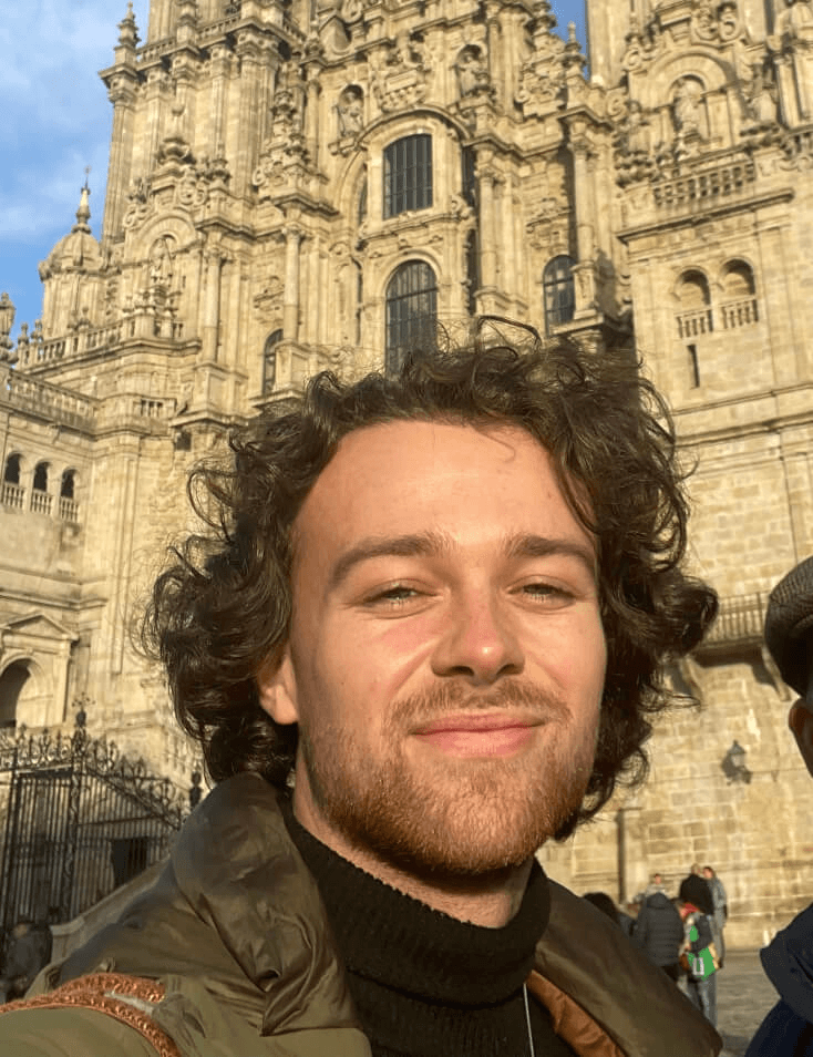 Bachelor's Degree in Behavior and Social Science | IE