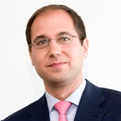 Lorenzo Javier Martín López - Faculty | IE