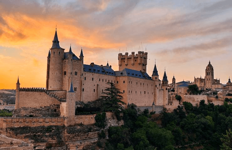 Living In Segovia | IE University